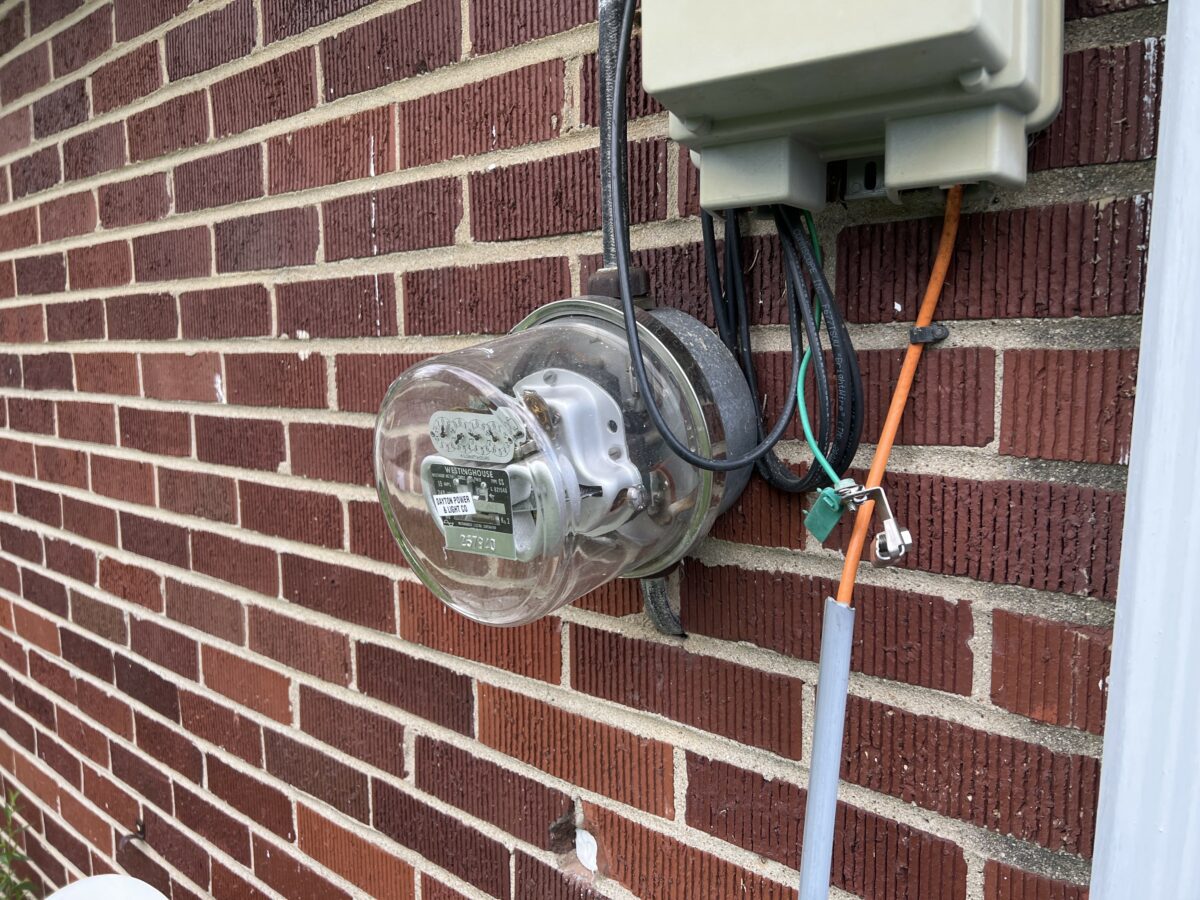 Roof Truss Correctly Installed at Chimney - Buyer's Inspection Service